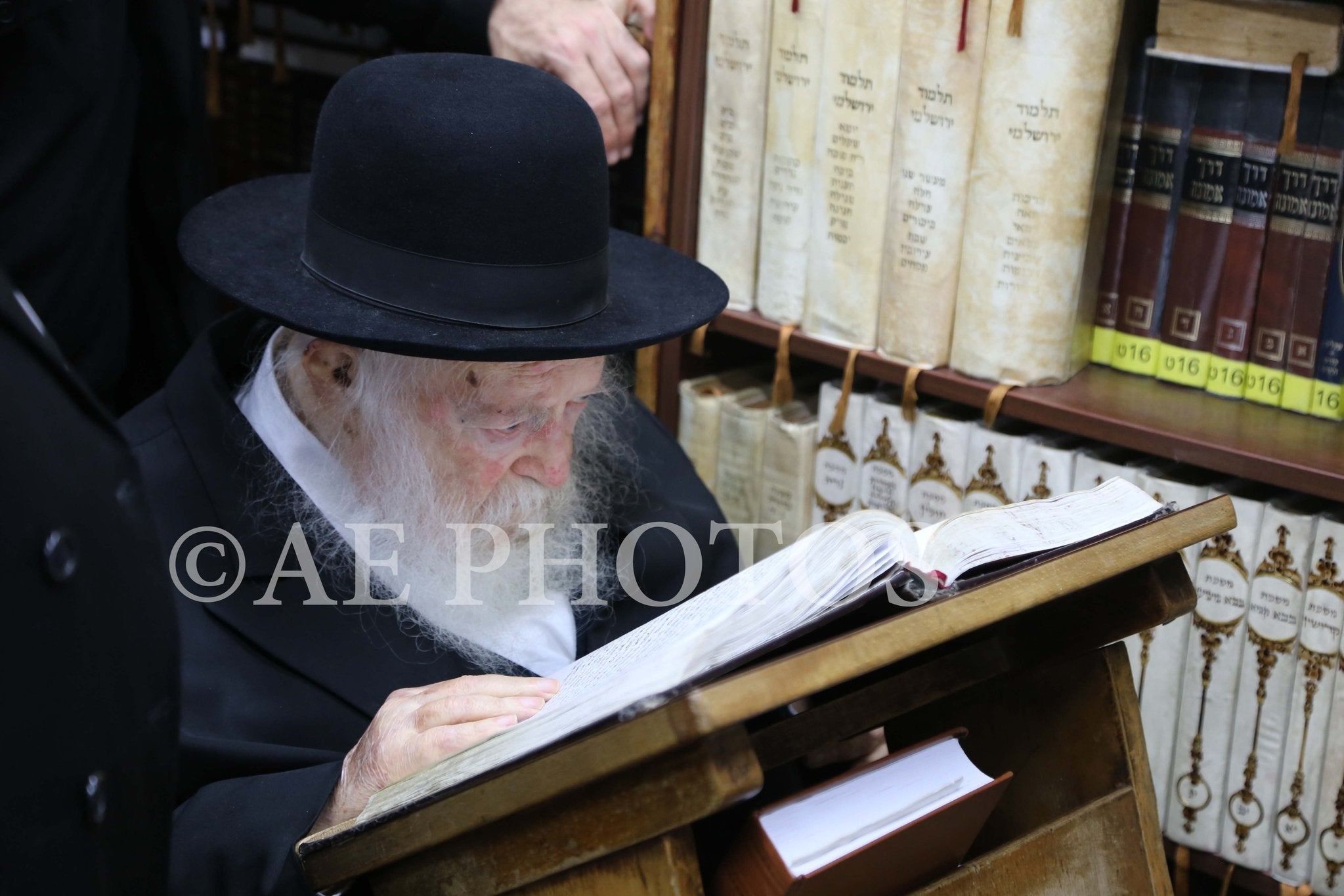 Litvish – AE Gedolim Photos